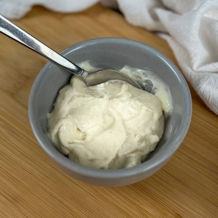 Homemade Garlic Mayo [Lightened Up] - Better Cheat Meals